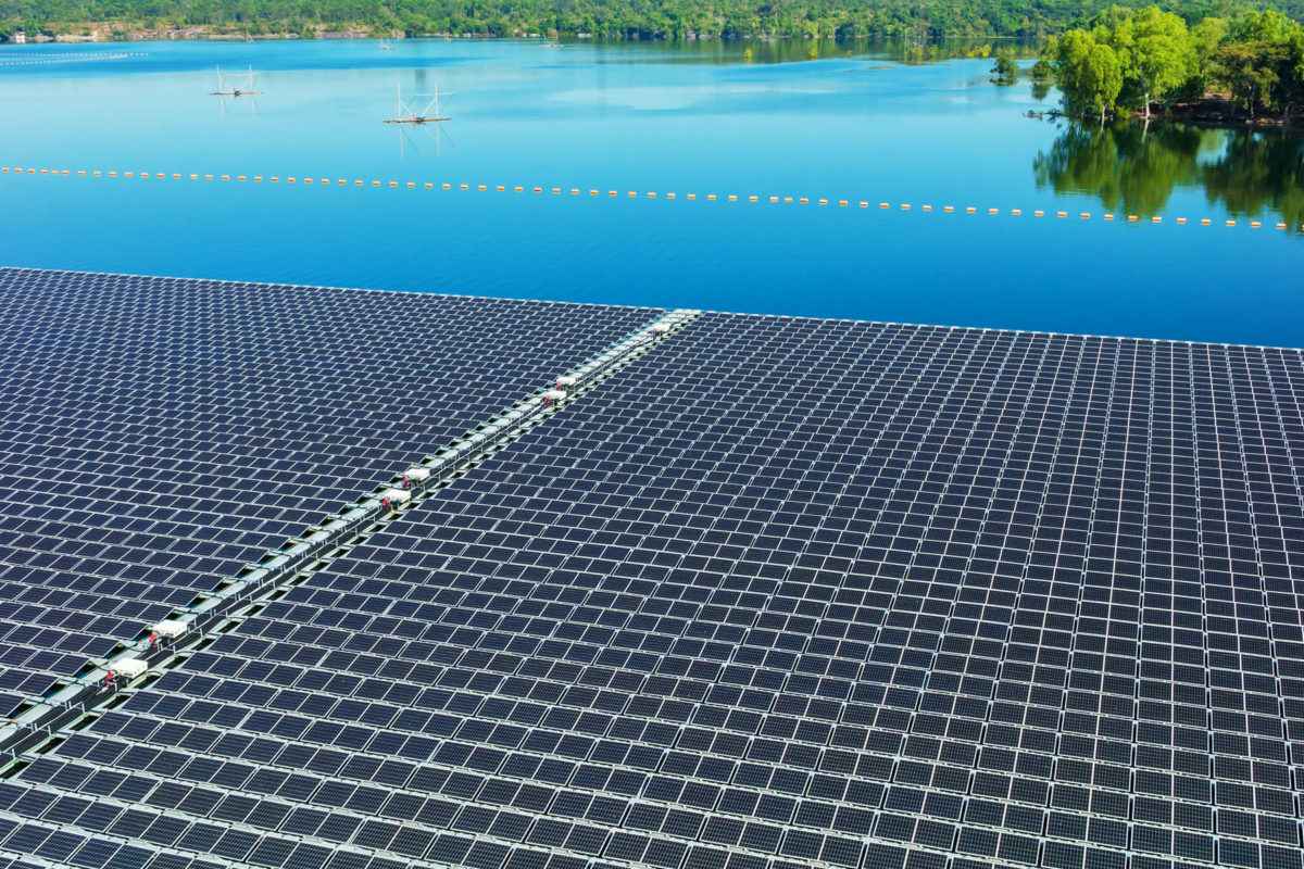 Floating Solar Power Plants: Future Trends & Challenges - Novergy