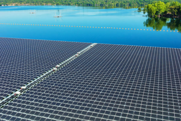 Floating Solar Power Plants: Future Trends & Challenges - Novergy